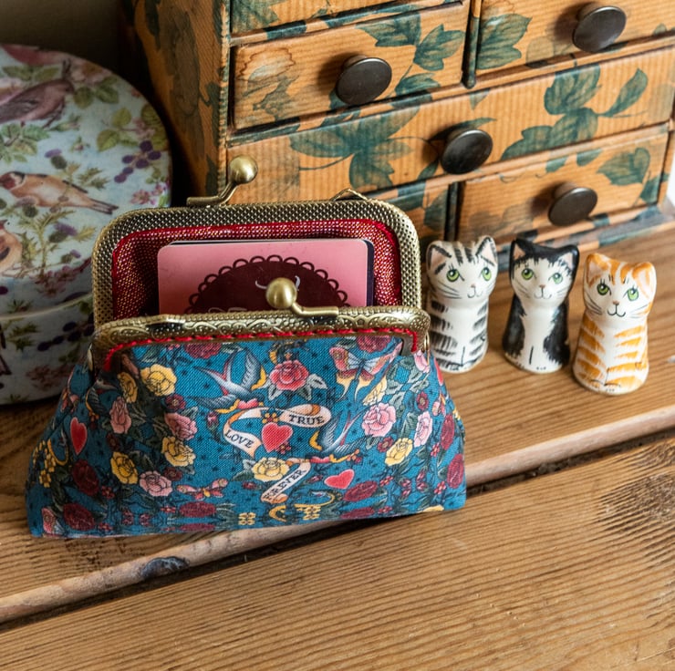 Coin purse made with beautiful vintage classic ... - Folksy