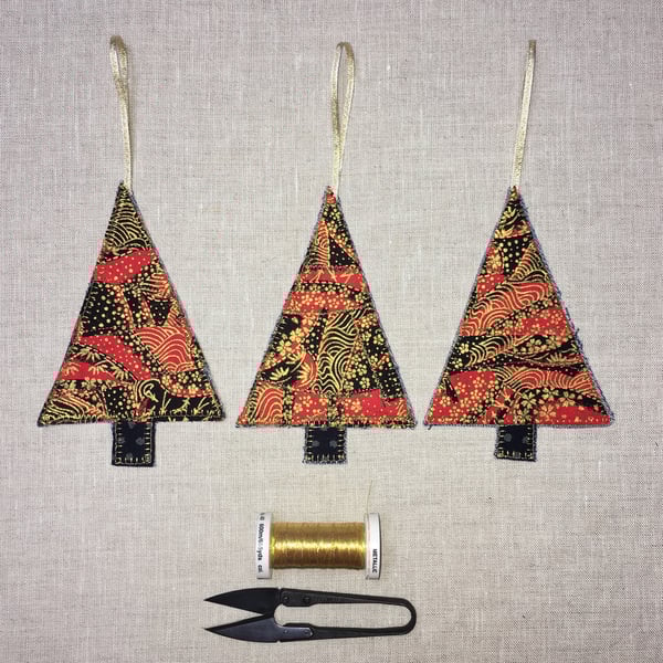 Japanese Fabric Christmas Tree Decorations Red ... - Folksy