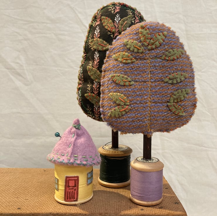 Pointy pin cushion No8 - Folksy