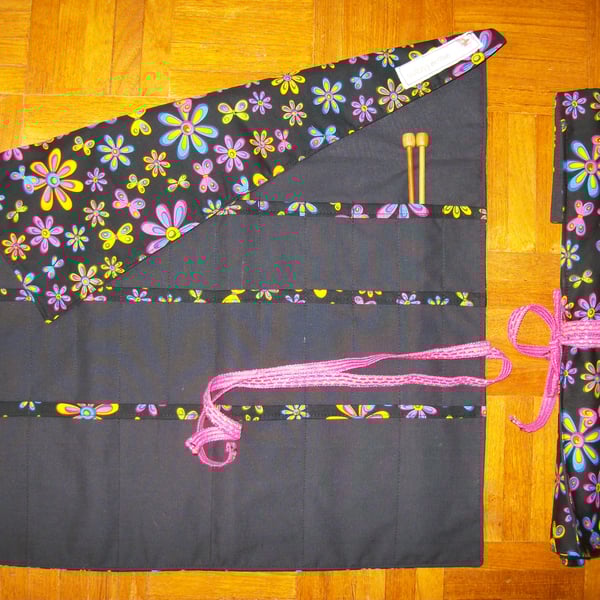 Roll Up Knitting Needle Holder in Bright Flower... - Folksy