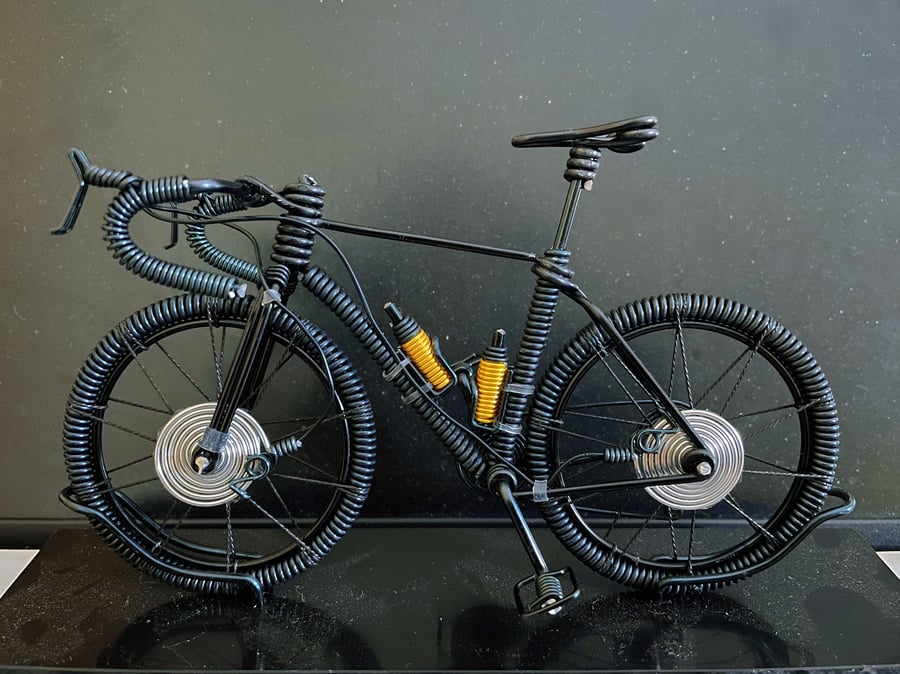 1:10 Scale Scale Wired Bike Model Black Road Bi... - Folksy