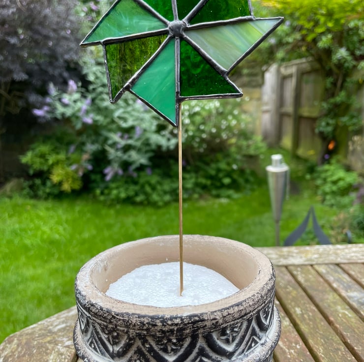 Green Pinwheel stained glass sun catcher plant ... - Folksy