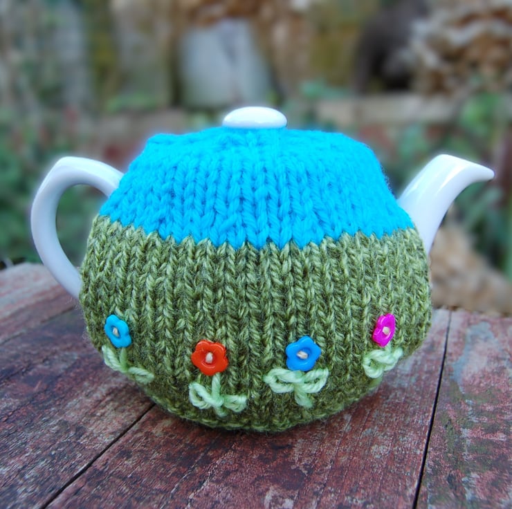 Tea cosy - to fit a small teapot, knitted tea ... - Folksy