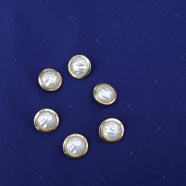 Buttons Six Vintage White and Gold Coloured But... - Folksy