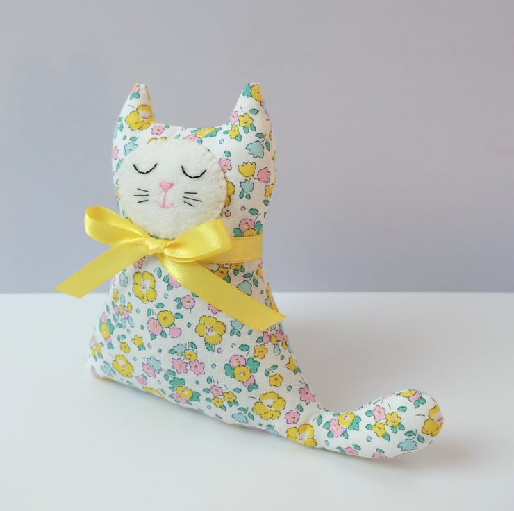 Lavender Cat Sachet Liberty Pretty Cream Flora... - Folksy