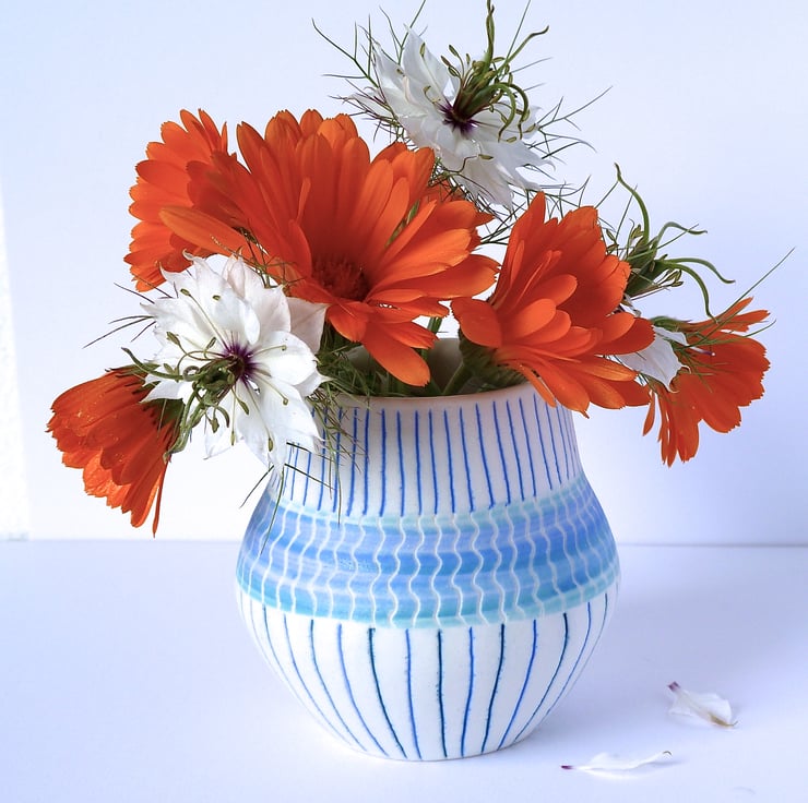 A delicate porcelain posy vase, hand thrown by ... - Folksy