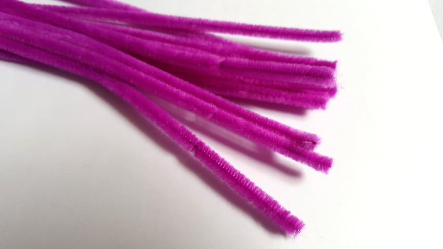 30 x Fuzzy Craft Pipe Cleaners - 30cm - Purple - Folksy