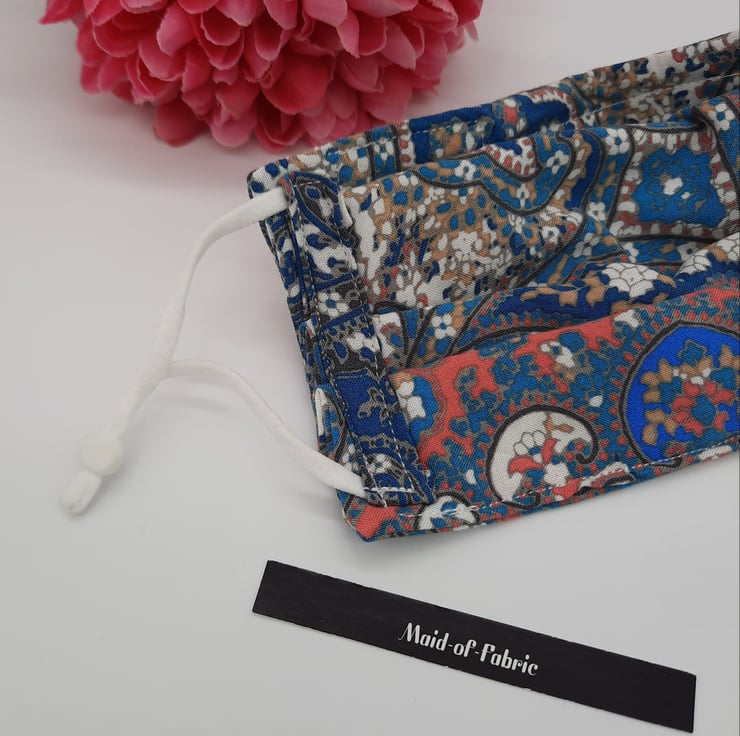 Medium face mask, green pattern, 3 layer, nos... - Folksy