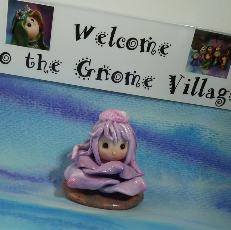Tiny Blossom Gnome 'Lyla' flower tableau OOAK S... - Folksy