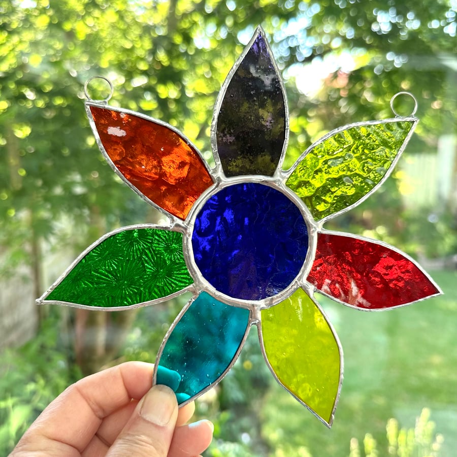 Large Stained Glass Daisy Suncatcher - Window D... - Folksy