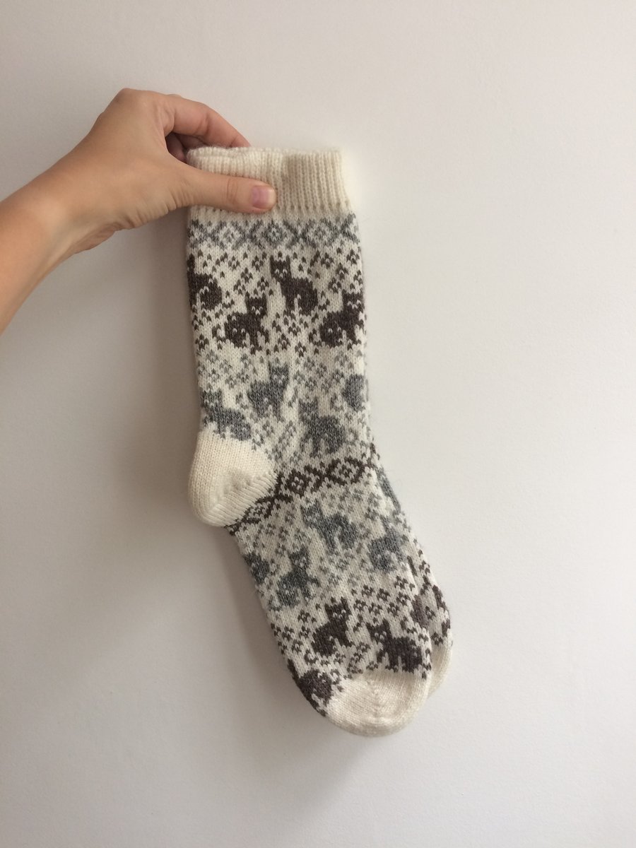 READY TO SHIP white wool socks grey cat kitten ... - Folksy
