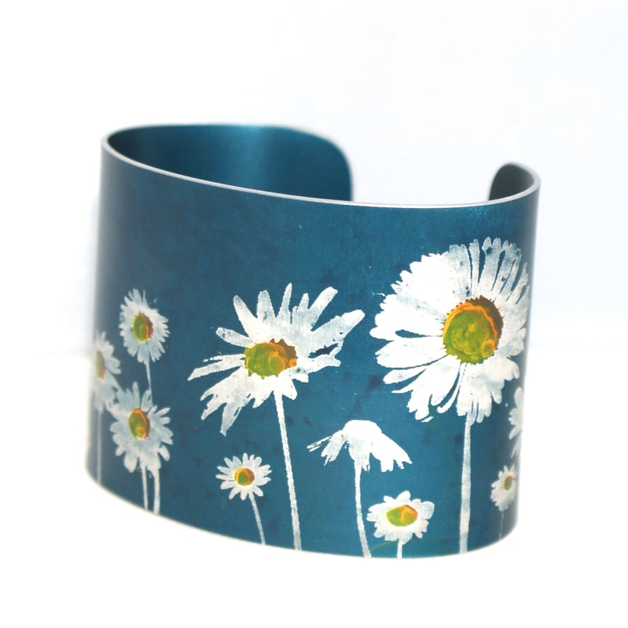 Oops a daisy cuff - Folksy