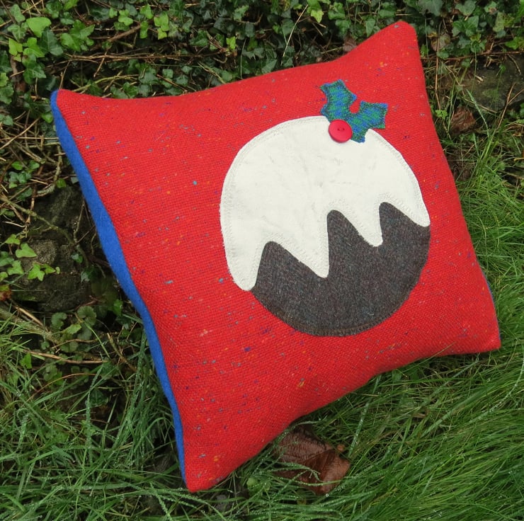 Christmas Cushion. Sale! Christmas Pudding cu... - Folksy