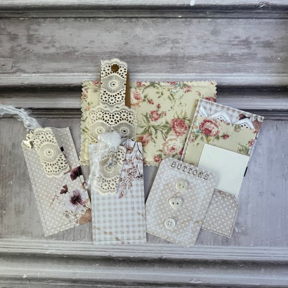 Carolee.Crafts on Folksy