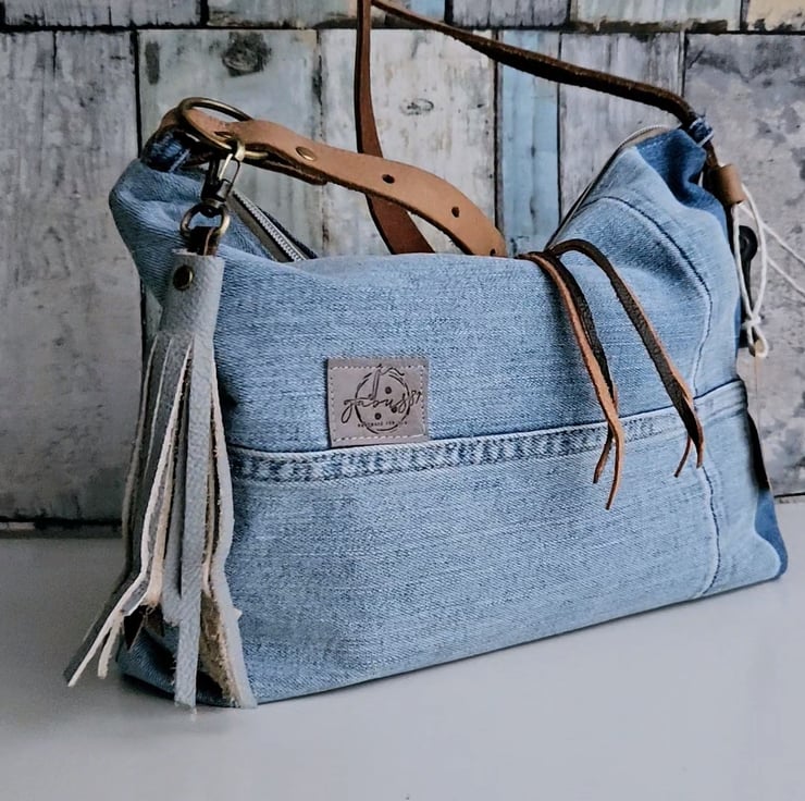 Upcycled denim purse with zipper, everyday use... - Folksy