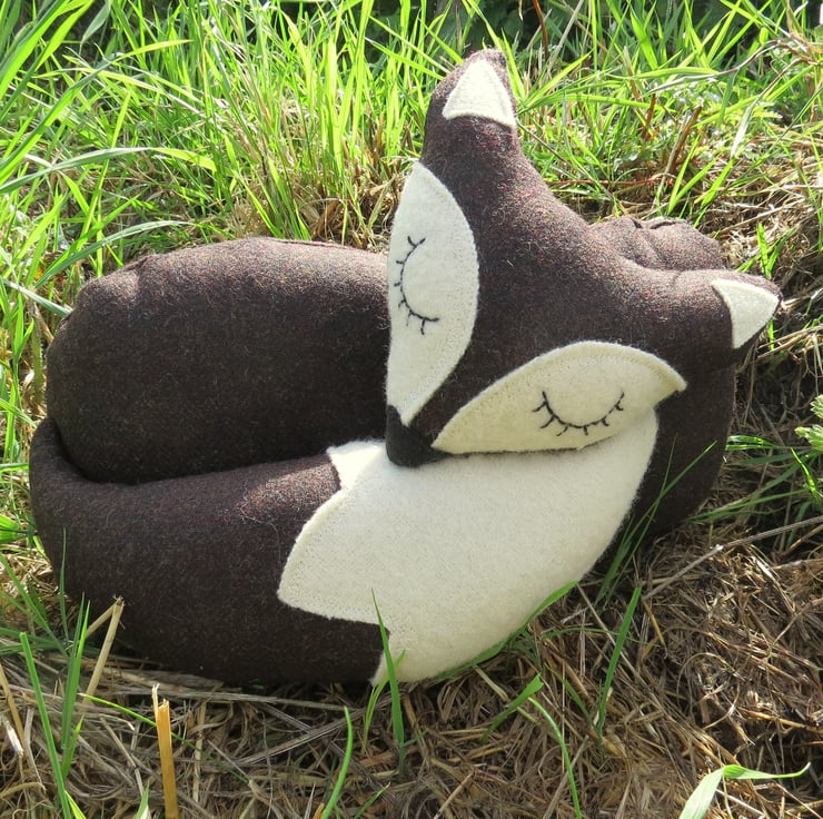 Fox doorstop. Made from a tactile tweed wool. ... - Folksy