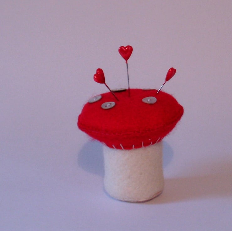 Toadstool pin cushion,pin cushion,fairy toadsto... - Folksy