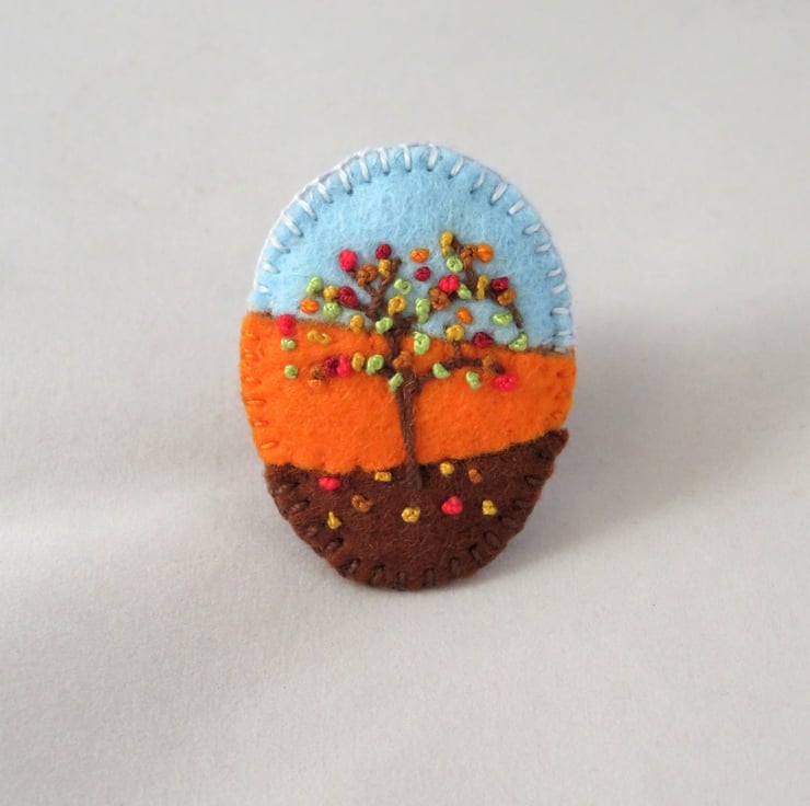 Autumn Tree - Embroidered oval felt brooch - Folksy