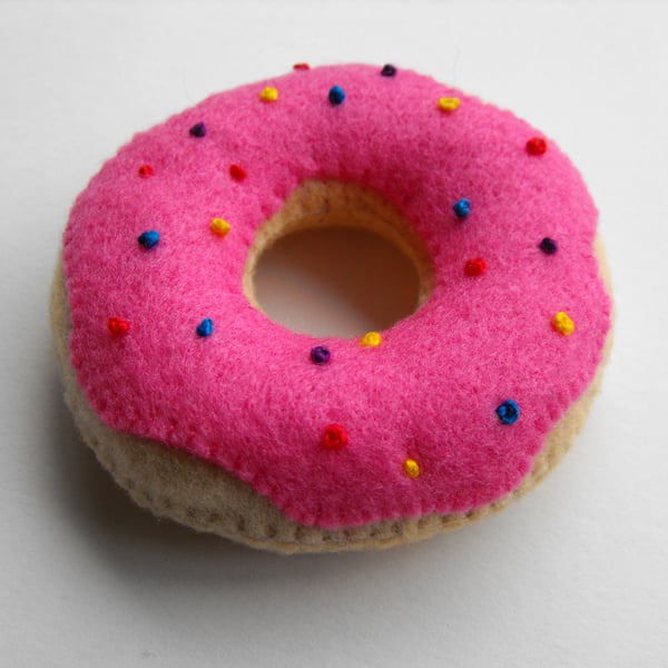 Doughnut pin cushion - Folksy