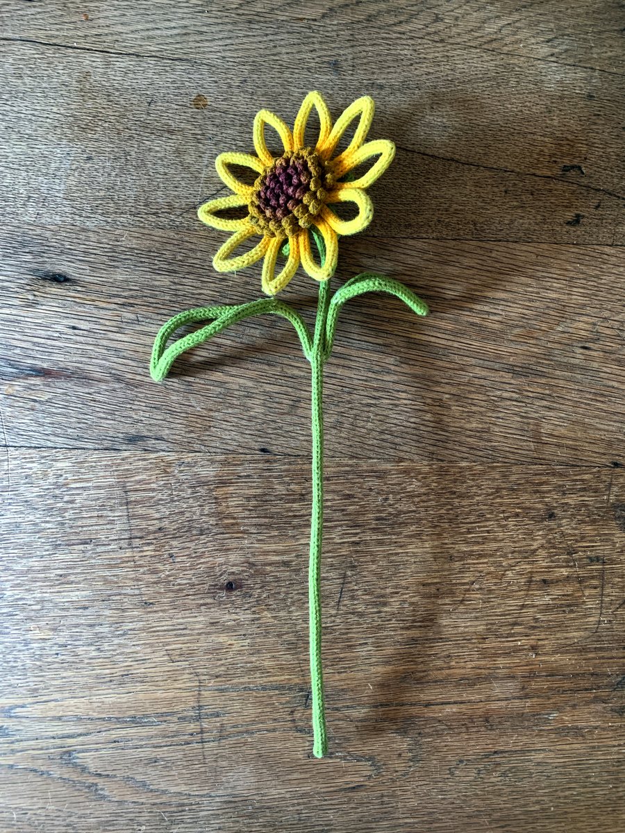 Simple String Sunflower - Folksy