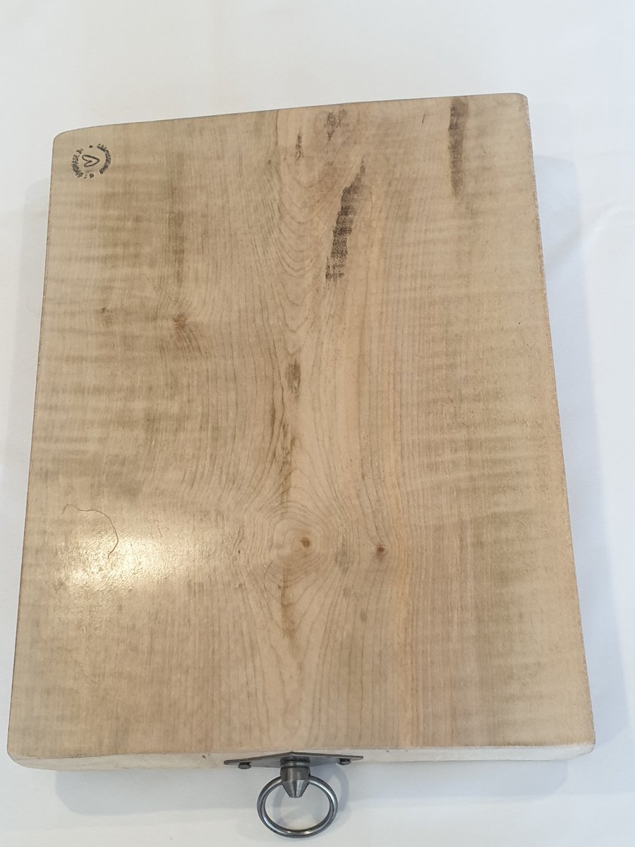 Sycamore chopping board (syc cb 1) - Folksy