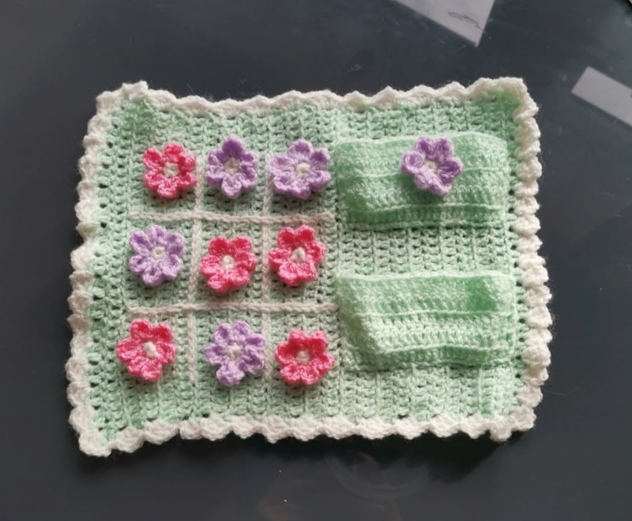 Handmade Flowers Tic-Tac-Toe - Folksy
