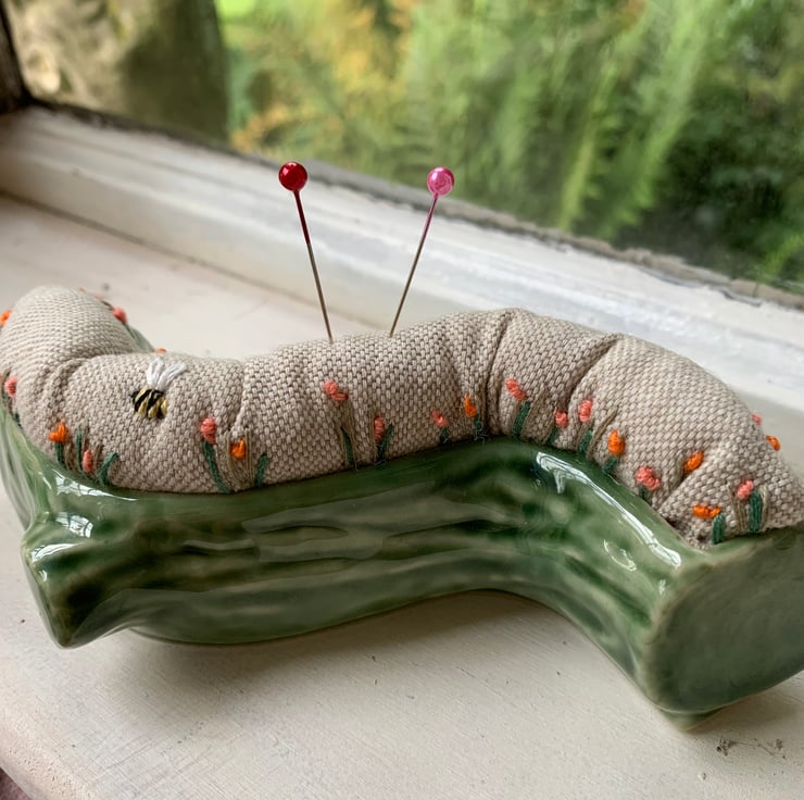 Vintage wade log embroidered pincushion - Folksy