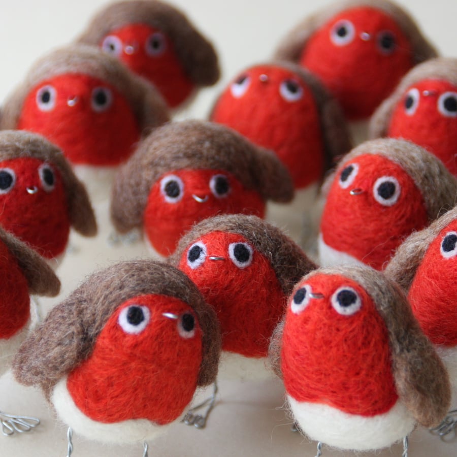 Round Robin - MADE TO ORDER needle felted robin... - Folksy