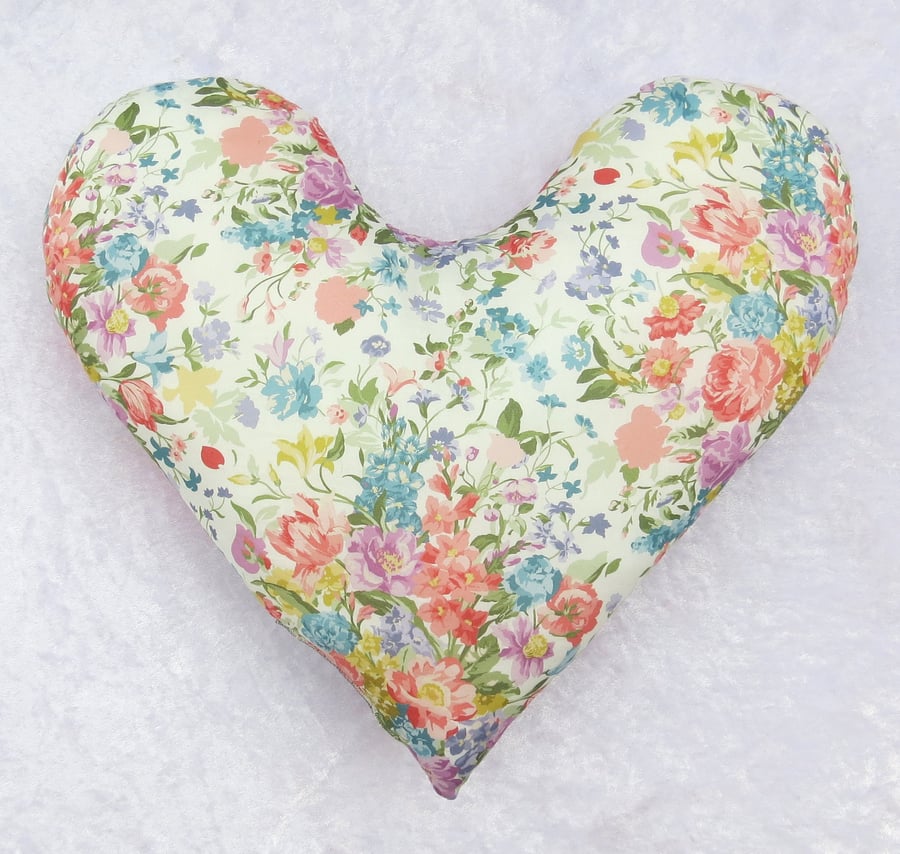 Chest surgery pillow, underarm pillow, Liberty ... - Folksy