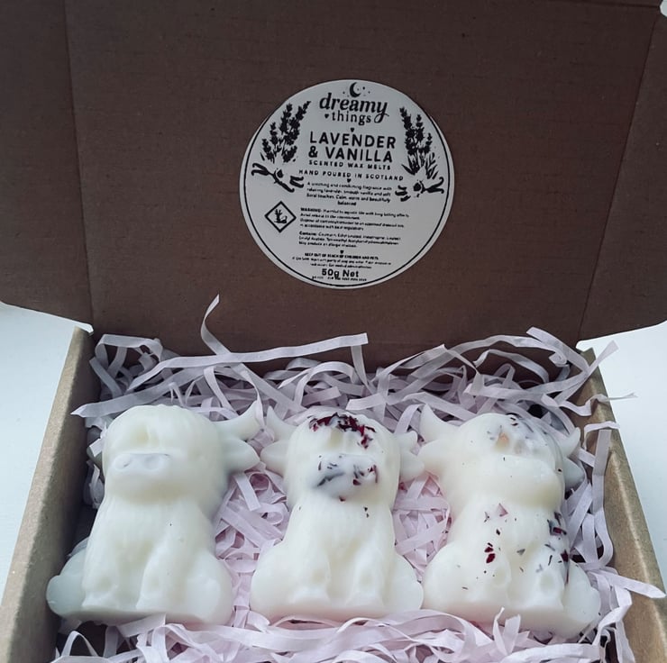 Lavender and vanilla scented highland cow wax m... - Folksy