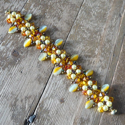 Amber flower - Folksy