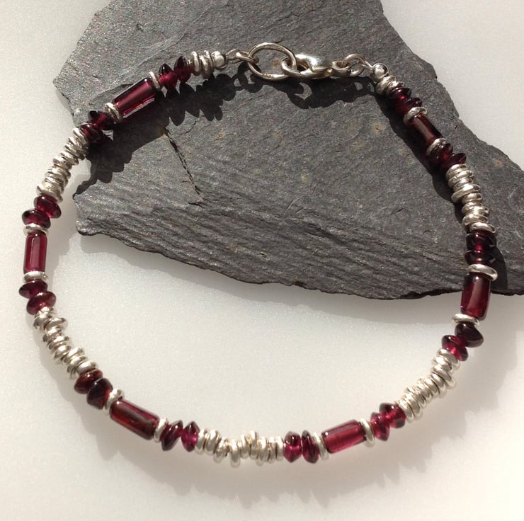 Garnet and silver bracelet. - Folksy