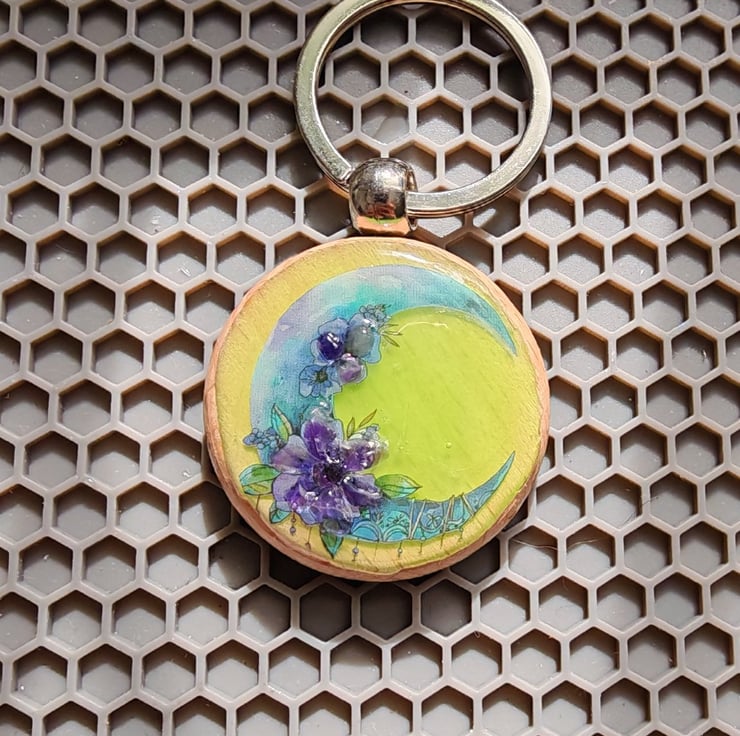 Glow In The Dark Moon Keychain: Amethyst Flower... - Folksy