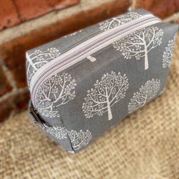 Grey Mulberry Trees Box Pouch - Folksy