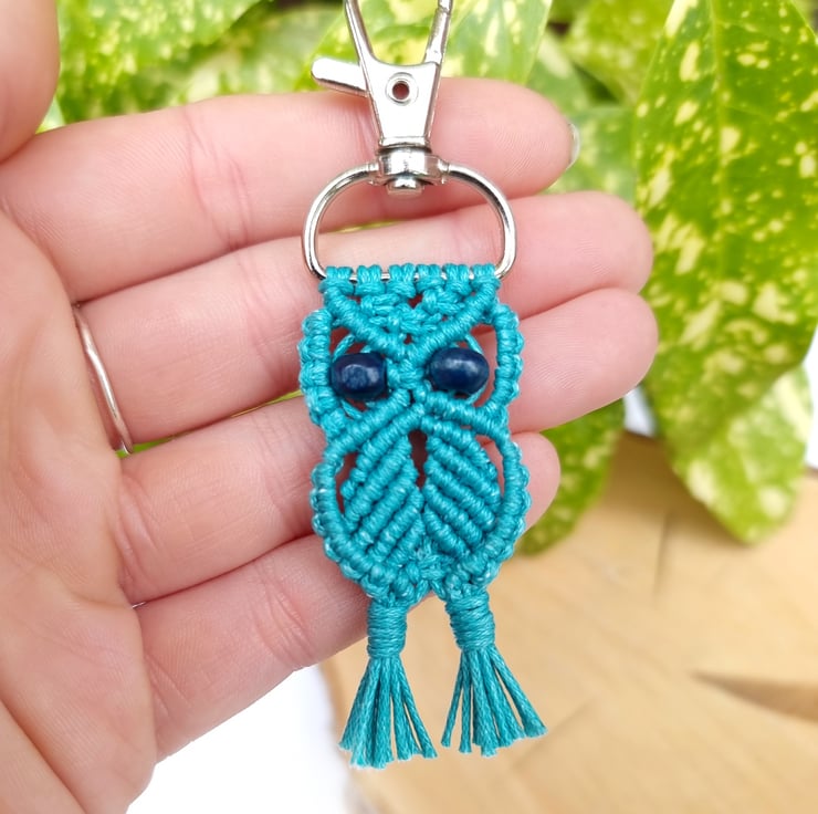 Macrame owl keyring - Folksy