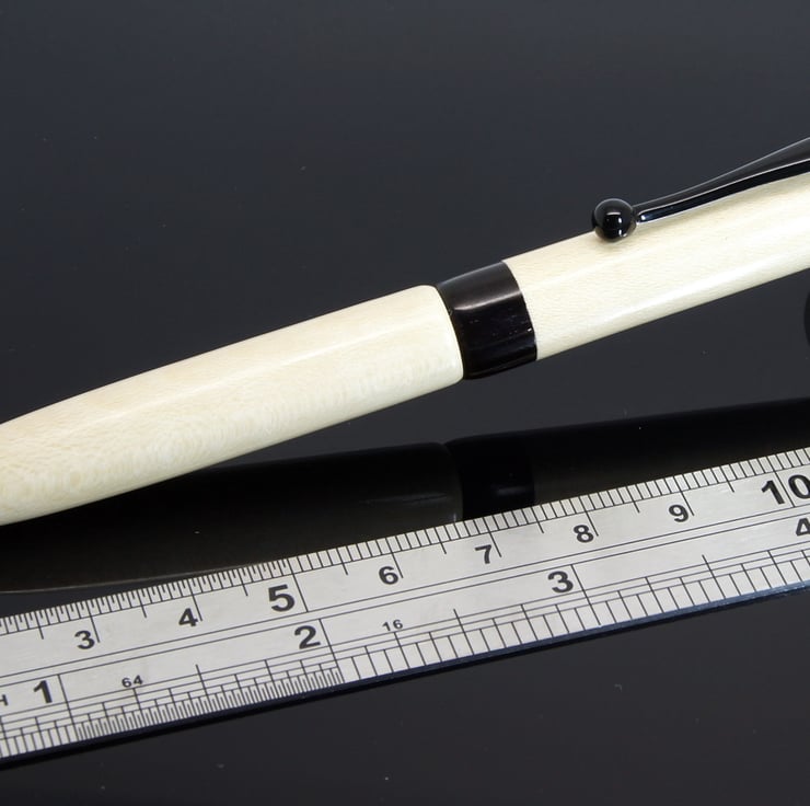 Bu'res custom twist pen in Holly with African B... - Folksy