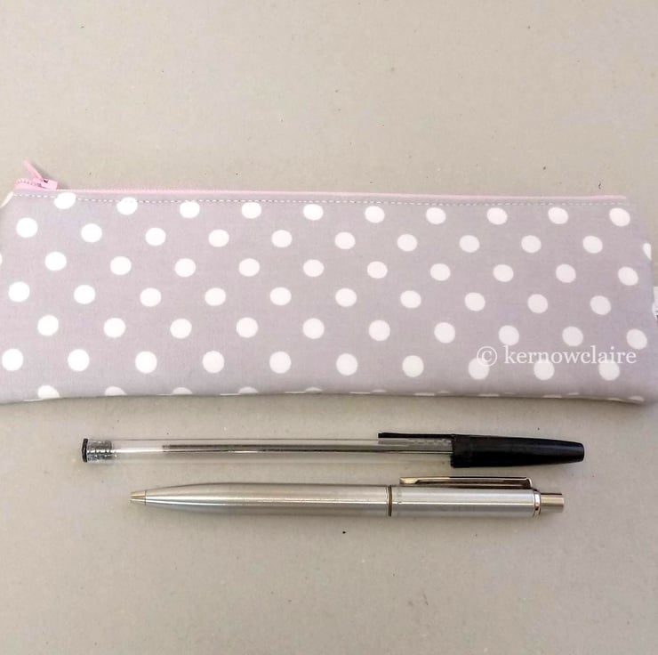 Grey pencil case with white spots - Folksy