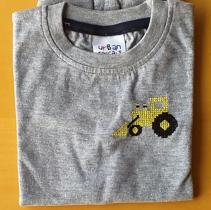 Grey Digger T-shirt Age 2 - Folksy