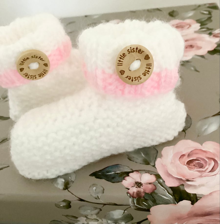 White knitted baby booties, Little Sister buttons - Folksy