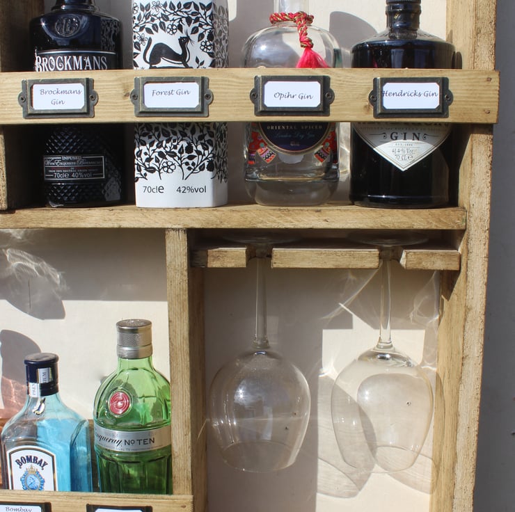 Gin rack, 8 bottles & 6 glass's storage rack - Folksy