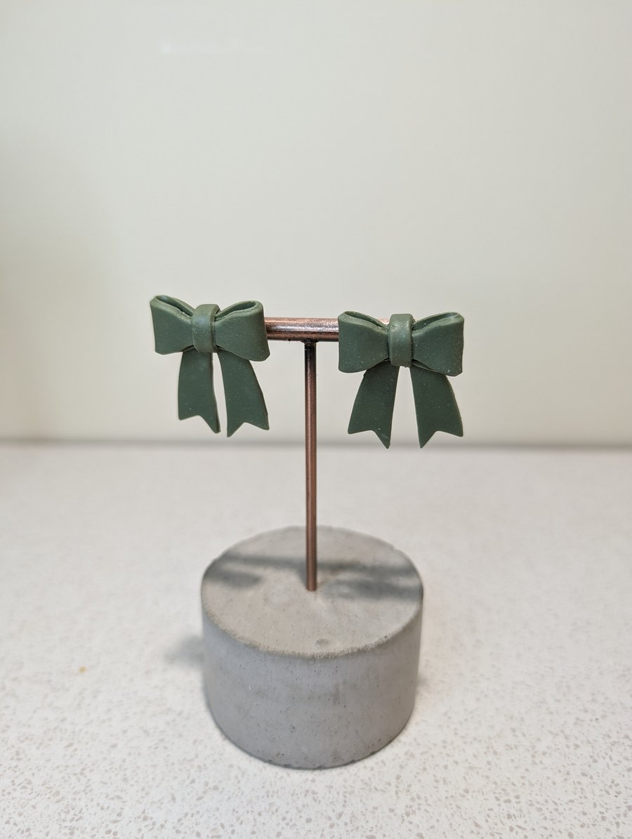 Green bow prototype stud polymer clay earrings ... - Folksy