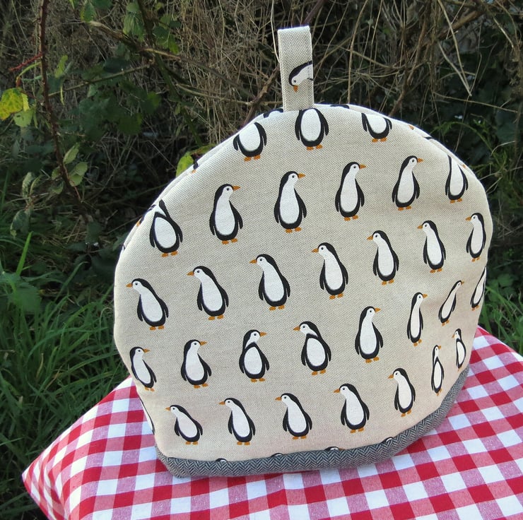A tea cosy, size large. To fit a 4 - 5 cup teap... - Folksy