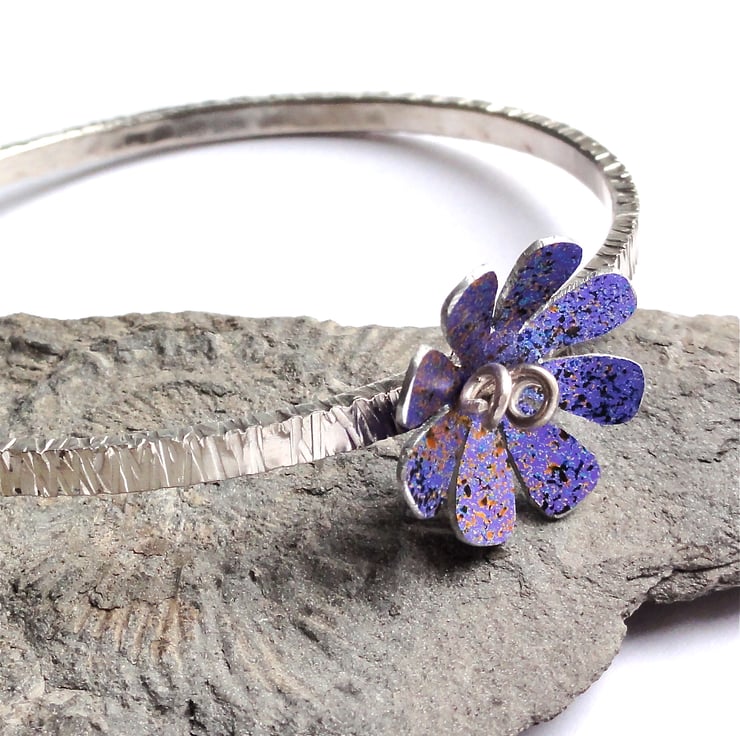 Silver spring flowers bangle - Folksy
