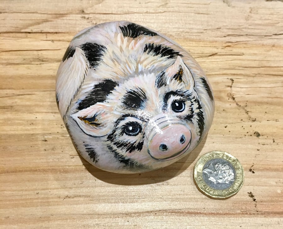 Pig hand painted pebble pet rock stone animal g... - Folksy