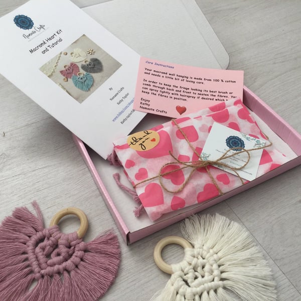 DIY Macrame Heart Wall Hanging kit and tutorial... - Folksy