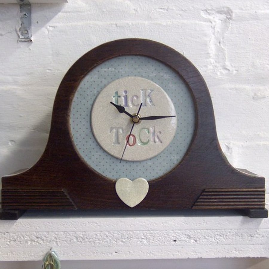 Candy Stripe Clock - Folksy