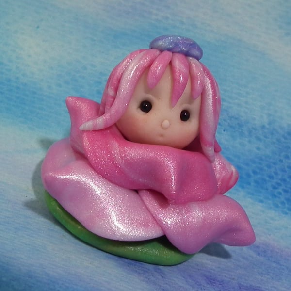 Tiny Blossom Gnome 'Mara' flower tableau OOAK S... - Folksy
