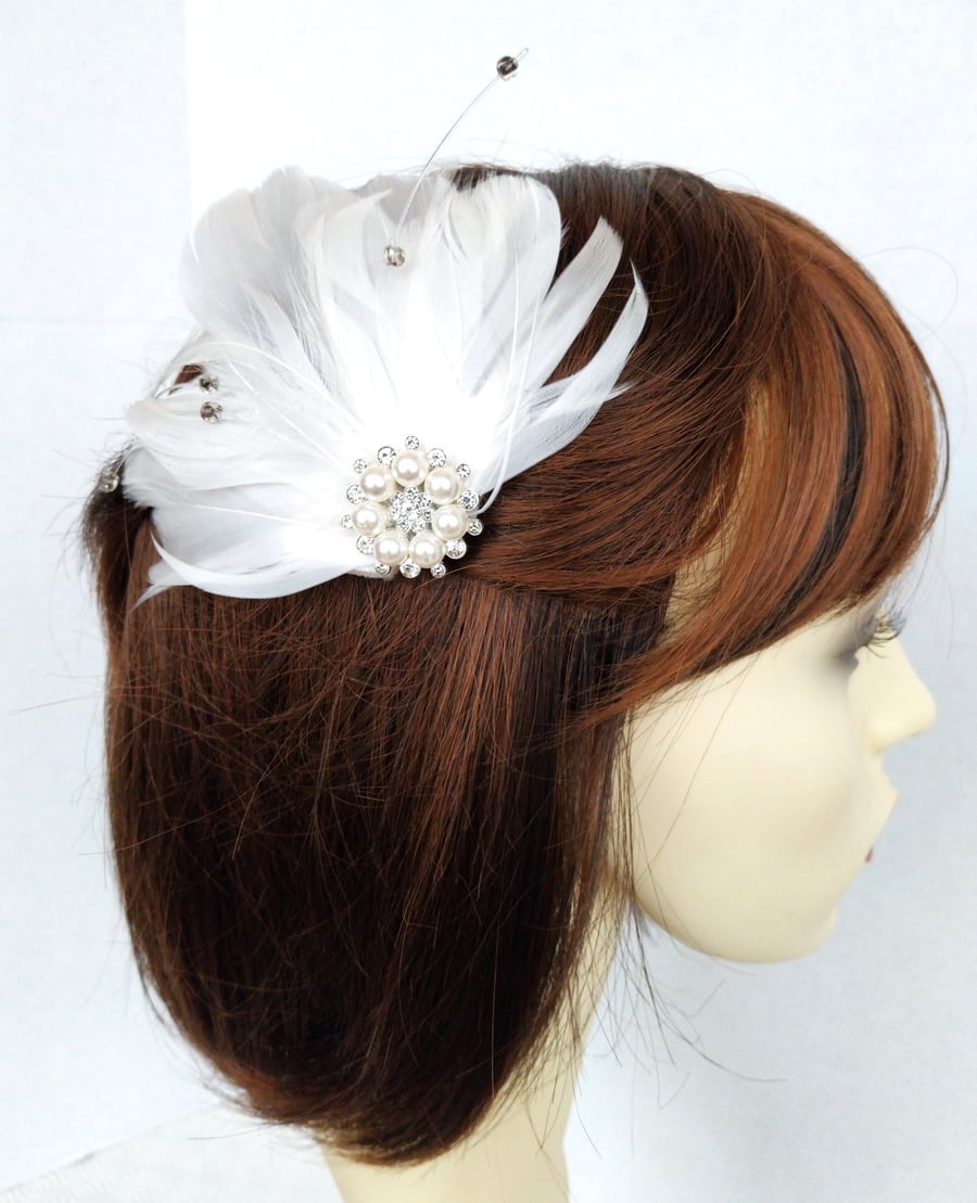 Anthea Bridal white feather hair comb - Folksy
