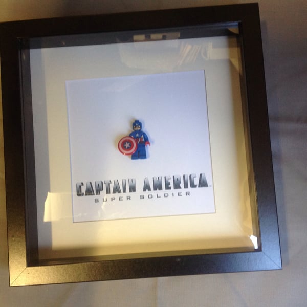 CAPTAIN AMERICA - FRAMED MINIFIG - Folksy