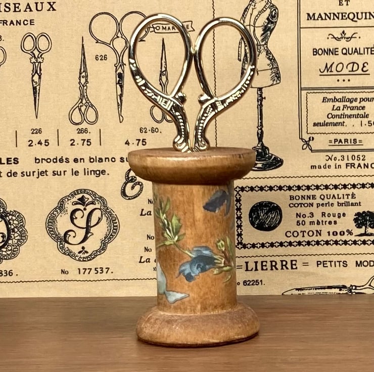 Scissor stand with scissors - Folksy